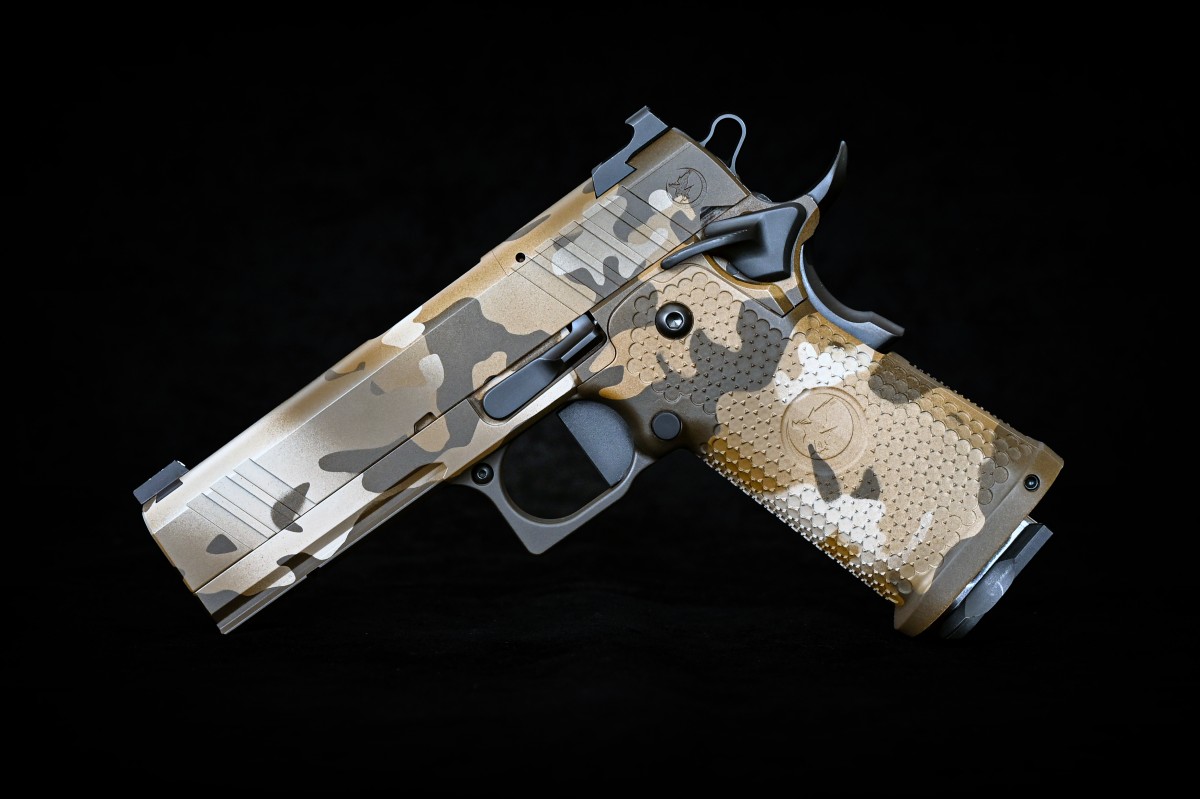 Nighthawk Custom, TRS Commander, Double Stack 9mm. Upgrades: IOS ...