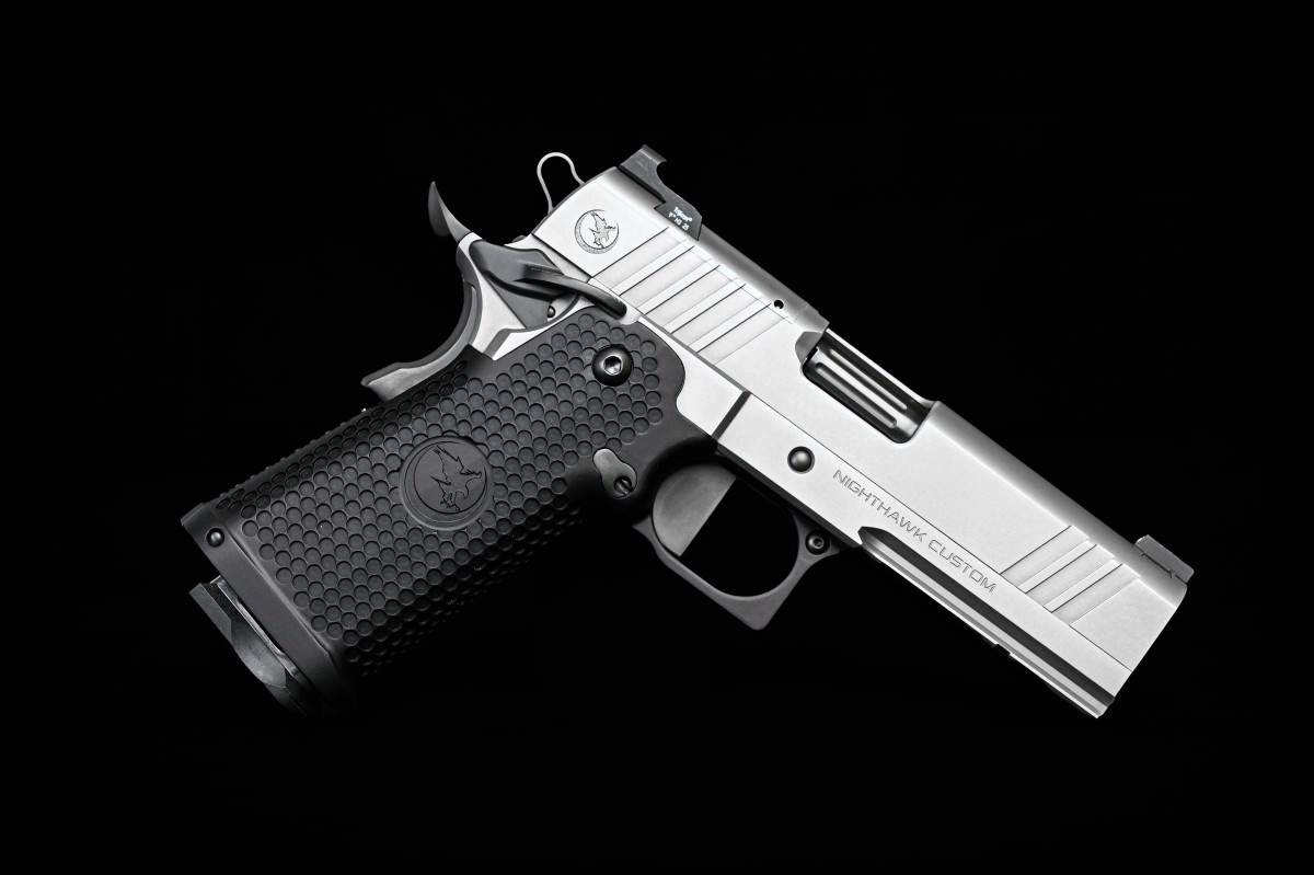 Nighthawk Custom, TRS Commander, 9mm, 4.25" Match Barrel, Fluted Hood ...