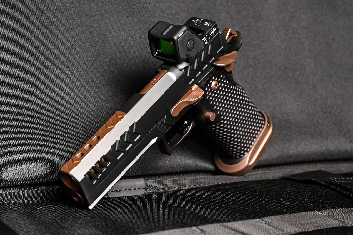 CNC Gunworks, Akira Island 5.0, 9mm Double-Stack (2011) Pistol with 5 ...